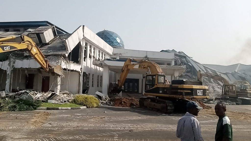 Gov. Fubara Demolishes Rivers Assembly Complex, Gives Reasons